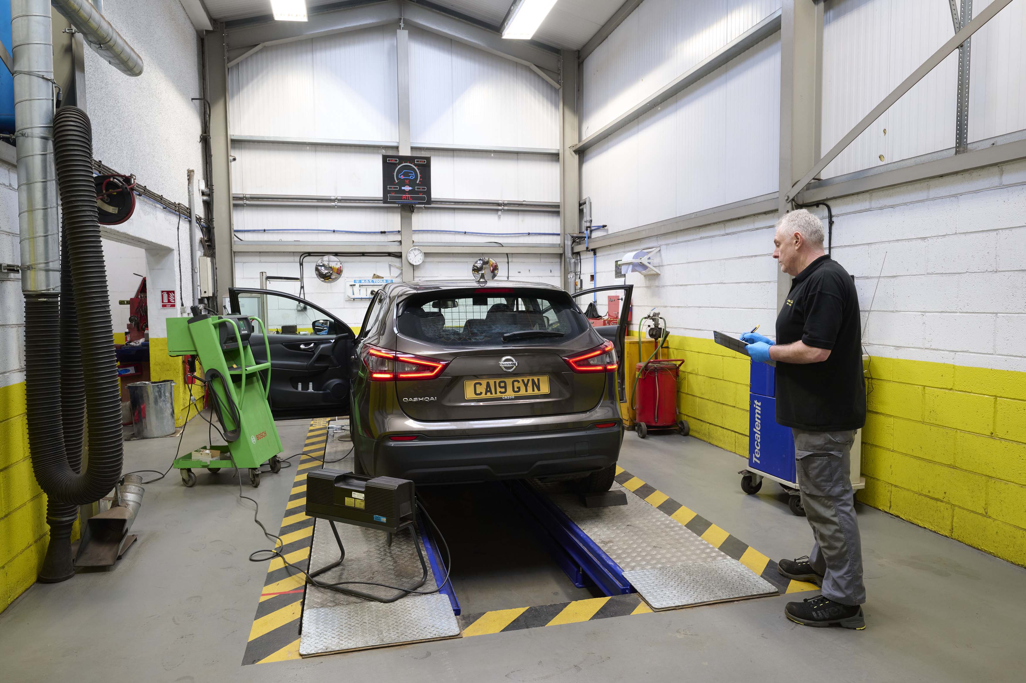 MOT Testing Inverness – Anderson Clark Motor Repairs, Inverness